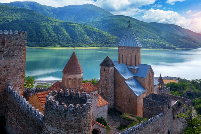 Private Tour From Tbilisi to Kazbegi - Who Is This Tour Best For?