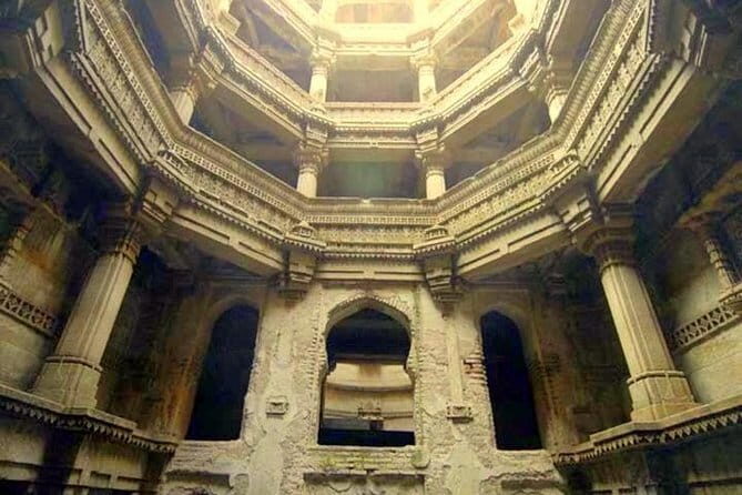 Private Tour: Full-Day Stepwells Tour from Ahmedabad - Key Points