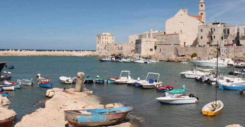 Private Tour Giovinazzo: Defence from the Sea and Beauty - An In-Depth Look at the Giovinazzo Experience