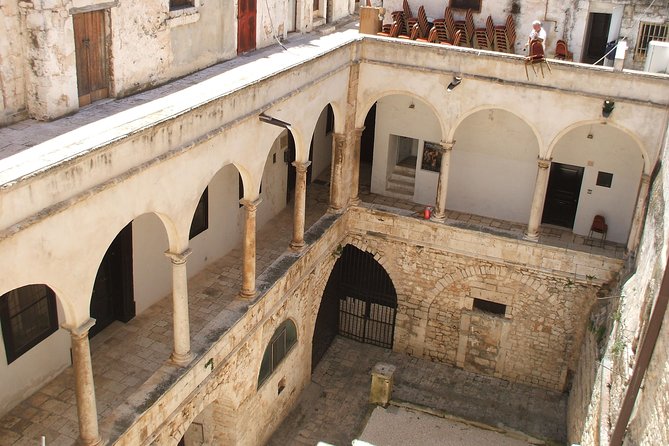 Private tour guide Conversano, the history of ancient Norba a few steps from the sea - A Close Look at the Itinerary