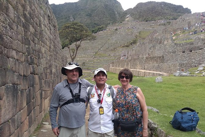 Private Tour Guide in Machupicchu From Aguas Calientes. - Inclusions