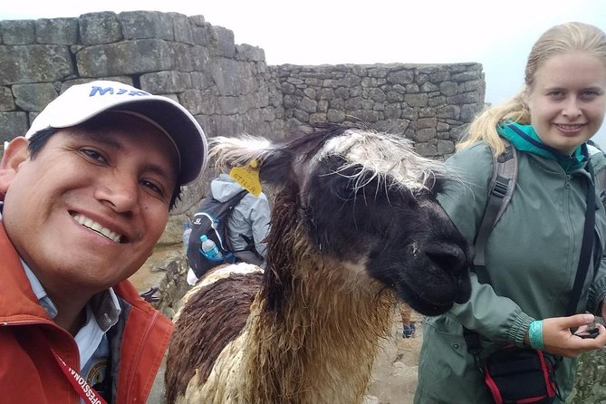 Private Tour Guide in Machupicchu From Aguas Calientes. - Exploring Machu Picchu With a Private Guide