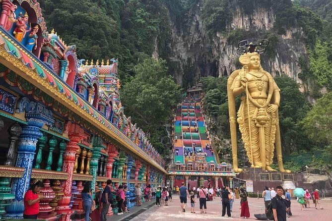 Private Tour Guide Service with Van Transportation at Kuala Lumpur - Practical Tips for Booking