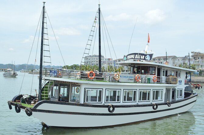 Private tour Halong Bay 1 Day Cruise with Cave, Kayaking - Relaxation and Stunning Views at TiTop Island