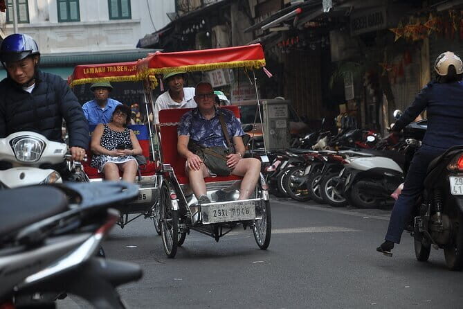 Private tour - Hanoi Old Quarter Cyclo Tour & Water Puppet Show - Introduction