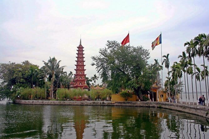 Private tour - Hanoi Old Quarter Cyclo Tour & Water Puppet Show - Authenticity and Value