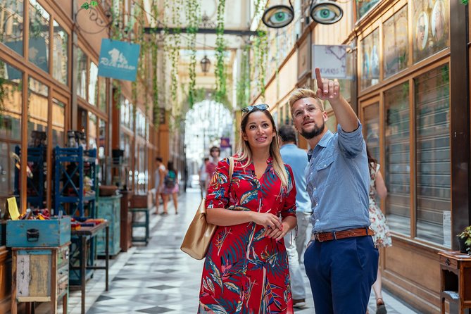 PRIVATE TOUR: Highlights & Hidden Gems of Paris With Locals - Detailed Breakdown of the Itinerary