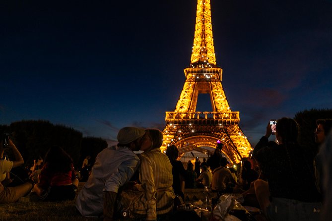 PRIVATE TOUR: Highlights & Hidden Gems of Paris With Locals - Authentic Experiences and Hidden Gems