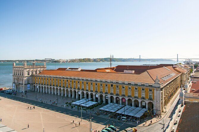 Private Tour: Historical Lisbon and Sintra Essence 8H - Key Points