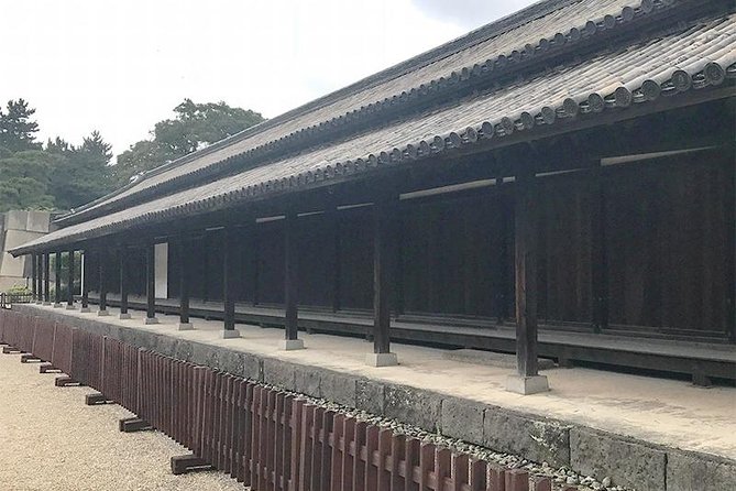 Private Tour - History, Art and Nature at the Imperial Palace - Exploring the Imperial Palace