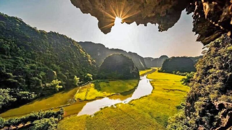 Private Tour: Hoa Lu/Bai Dinh - Trang An - Tam Coc -Mua Cave - Key Points