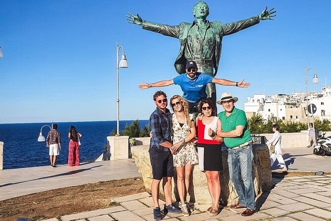 Private Tour in Ape Calessino in Polignano a Mare - Meeting the Tour Guide