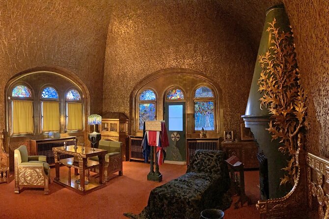 Private Tour in Bran Castle, Peles Castle, and Brasov - Transport and Timing: Why It Matters