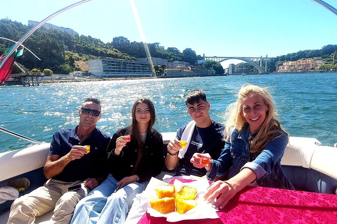 Private Tour in Douro, with tasting,on a Yacht for up to 5 People - Introduction