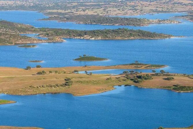 Private Tour in Evora and Monsaraz With Wine Tasting - Customer Reviews