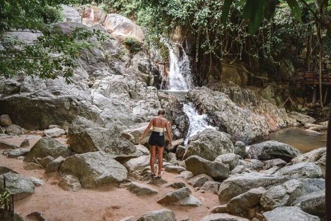 Private Tour in Koh Samui Waterfall And Mummified Monk Temple - Cultural and Spiritual Discovery at Khunaram Temple