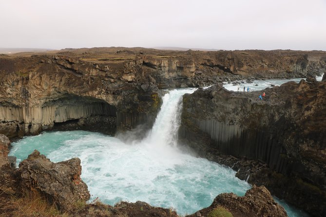 Private Tour in Northern Iceland From Akureyri - Exploring Waterfalls, Craters, and Lakes