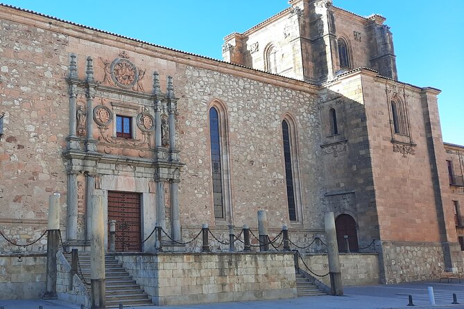 Private Tour in Salamanca Universitaria - Practical Tips for Booking and Visiting
