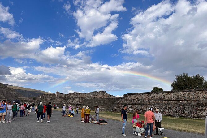 Private Tour in Teotihuacan Pyramids with 2025 New Car - FAQs