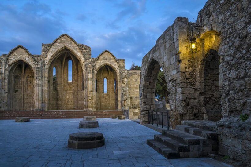 Private Tour in The Jewish Quarter & Grand Master's Palace - Key Points