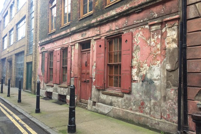 Private Tour: Jack the Ripper Day Time Walking Tour in London - Explore East London