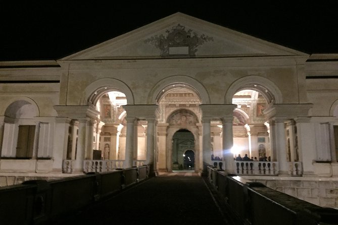 Private Tour Lazing Between the Giants - The Value of a Guided, Private Experience