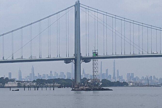 Private tour LI Sound to East River to the Statue of Liberty - An In-Depth Look at the Tour