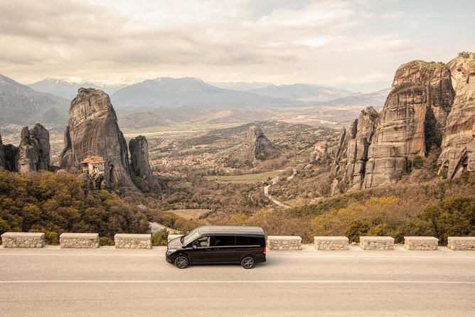 Private Tour: Meteora Tour With Transport From Kalambaka - Exploring the Monasteries