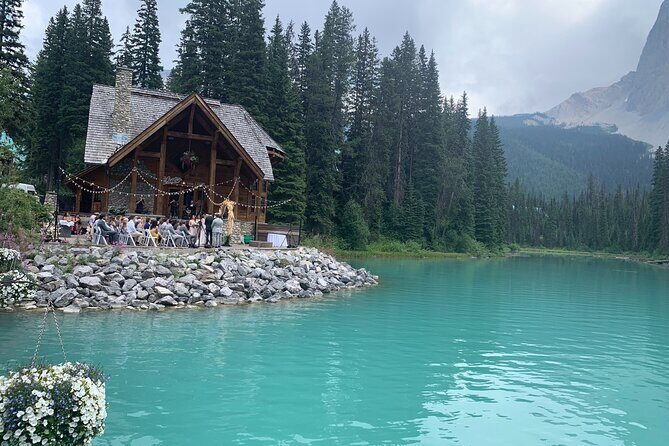 Private Tour Moraine Lake, Lake Louise & Emerald Lake - What to Expect from This Private Lake Tour