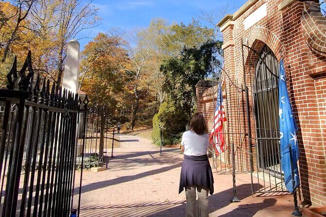 Private Tour Mount Vernon.Old Town Alexandria (English/Portuguese) - What Travelers Say