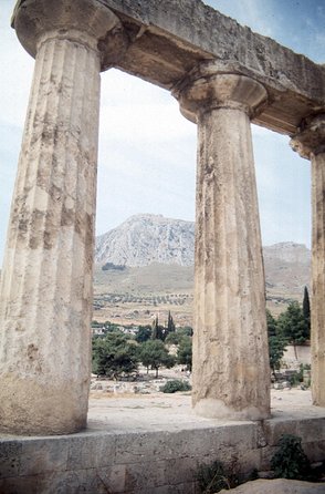 Private Tour of Ancient Corinth, Temple of Hera, Blue Lake & Isthmus Canal From Athens - A Visit to the Malagavi Lighthouse: Navigational History Unveiled