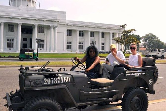 Private Tour of Colombo in a World War II Jeep - An Authentic Way to Discover Colombo