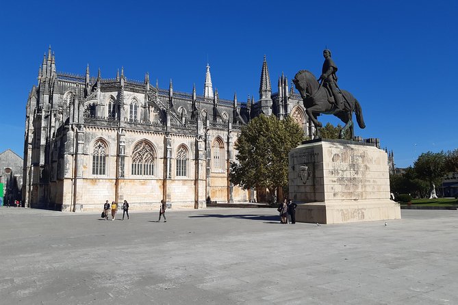 Private Tour of Fatima/Nazaret/Obidus - Highlights of Fatima