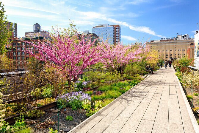 Private Tour of High Line, Chelsea, Hudson Yards and Edge - A Detailed Look at the Private Tour of High Line, Chelsea, Hudson Yards, and Edge