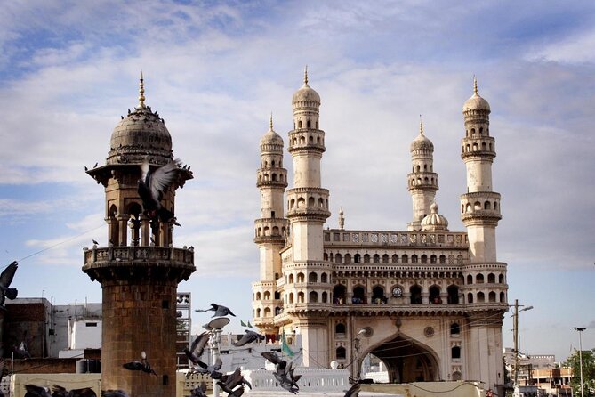 Private tour of Hyderabad in car with guide and lunch - An Overview of the Experience