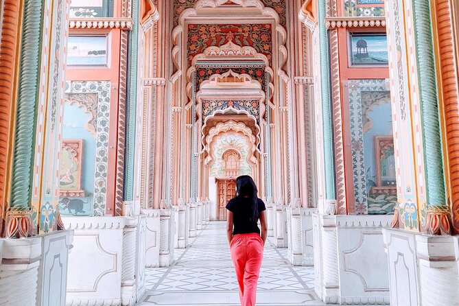 Private Tour of Jaipur's Most Instagrammable & Photogenic Spots - Transport & Guide: Comfort and Personal Attention