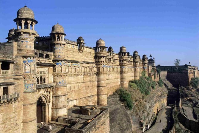 Private Tour of Kamasutra Temples in Khajuraho - The Guide and Transportation