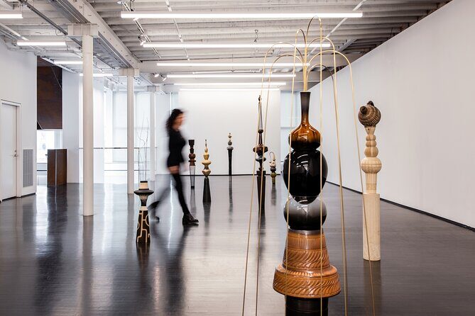 Private Tour of KMAC Contemporary Art Museum - Key Points