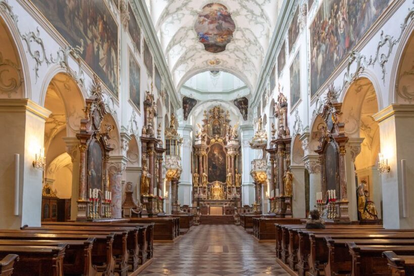 Private Tour of Salzburg from Vienna by Car or Train - Navigating the Tour Options: From Rail to Road