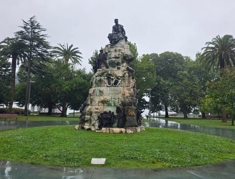 Private tour of Santander with interior of the cathedral and Centro Botín - An In-Depth Look at What You Can Expect