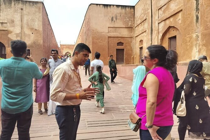 Private Tour of Taj Mahal, Agra Fort & Baby Taj with Agra Pick-up - Visiting the Taj Mahal: Sunrise Magic and Hidden Stories