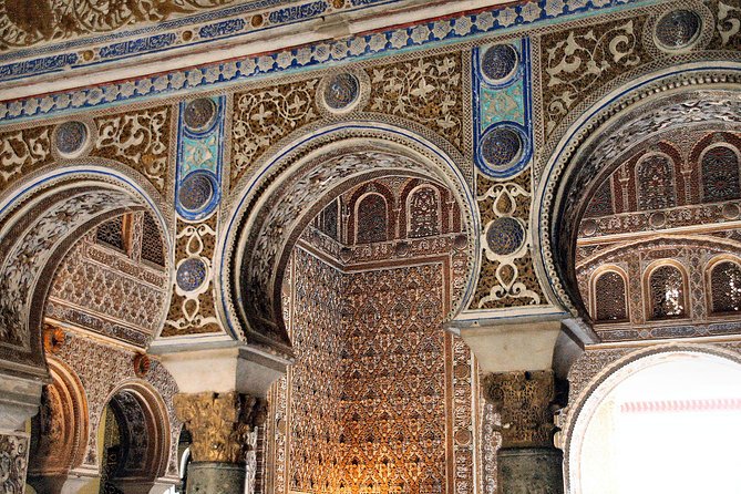 Private tour of the Alcázar of Seville - Practical Tips for Your Visit