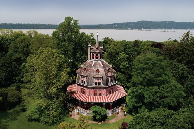 Private Tour of The Armour-Stiner Octagon House in New York - Who Will Love This Tour?