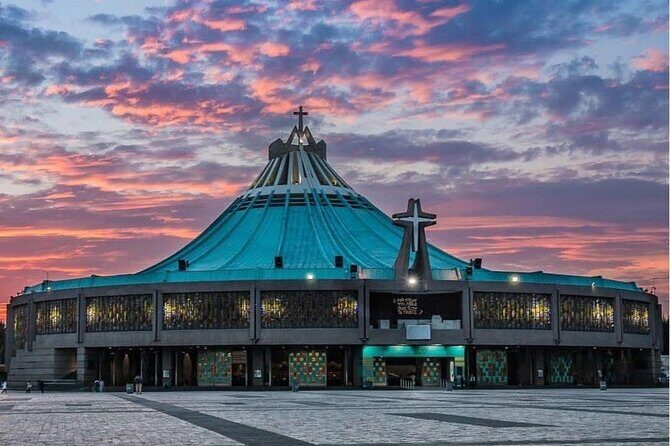 Private Tour of the Basilica of Guadalupe with Transportation + Tamales and Atole - Exploring Mexico City’s spiritual centerpiece