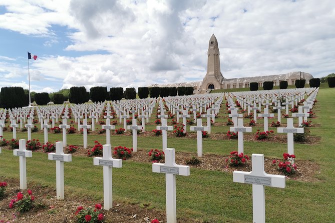 Private tour of the battlefields of Verdun from Paris in Van (2/7 travelers) - FAQ