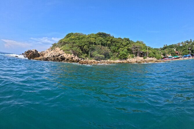 Private Tour of the Beaches of Puerto Escondido in Lancha - An Honest Look at the Experience