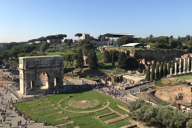 Private Tour of the Colosseum and Ancient Rome With Hotel Pick up - Exploring the Colosseum