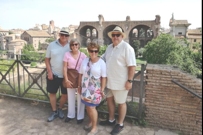 Private Tour of the Colosseum Forums Palatine Hill & Ancient Rome - Discovering the Roman Forum