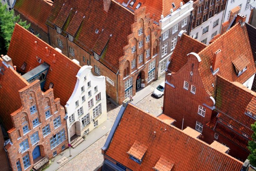 Private Tour of the Holstentor Museum and Historic Lubeck - Walking Tours Through Historic Lubeck