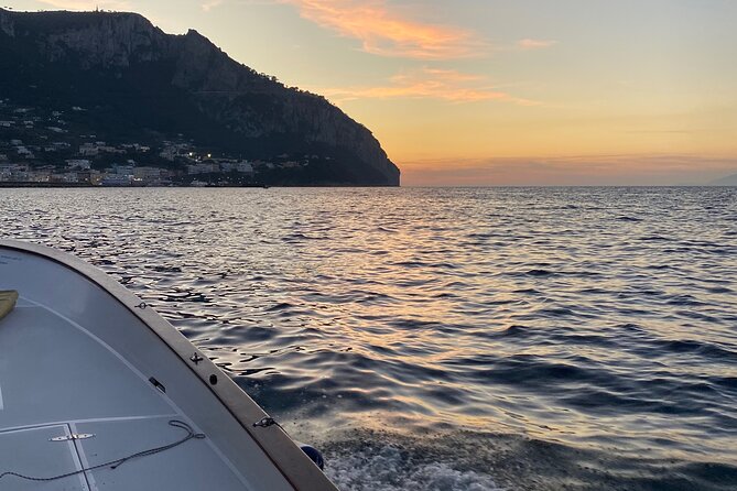 Private Tour of the Island of Capri by Boat and Visit to the Caves - Getting to the Meeting Point